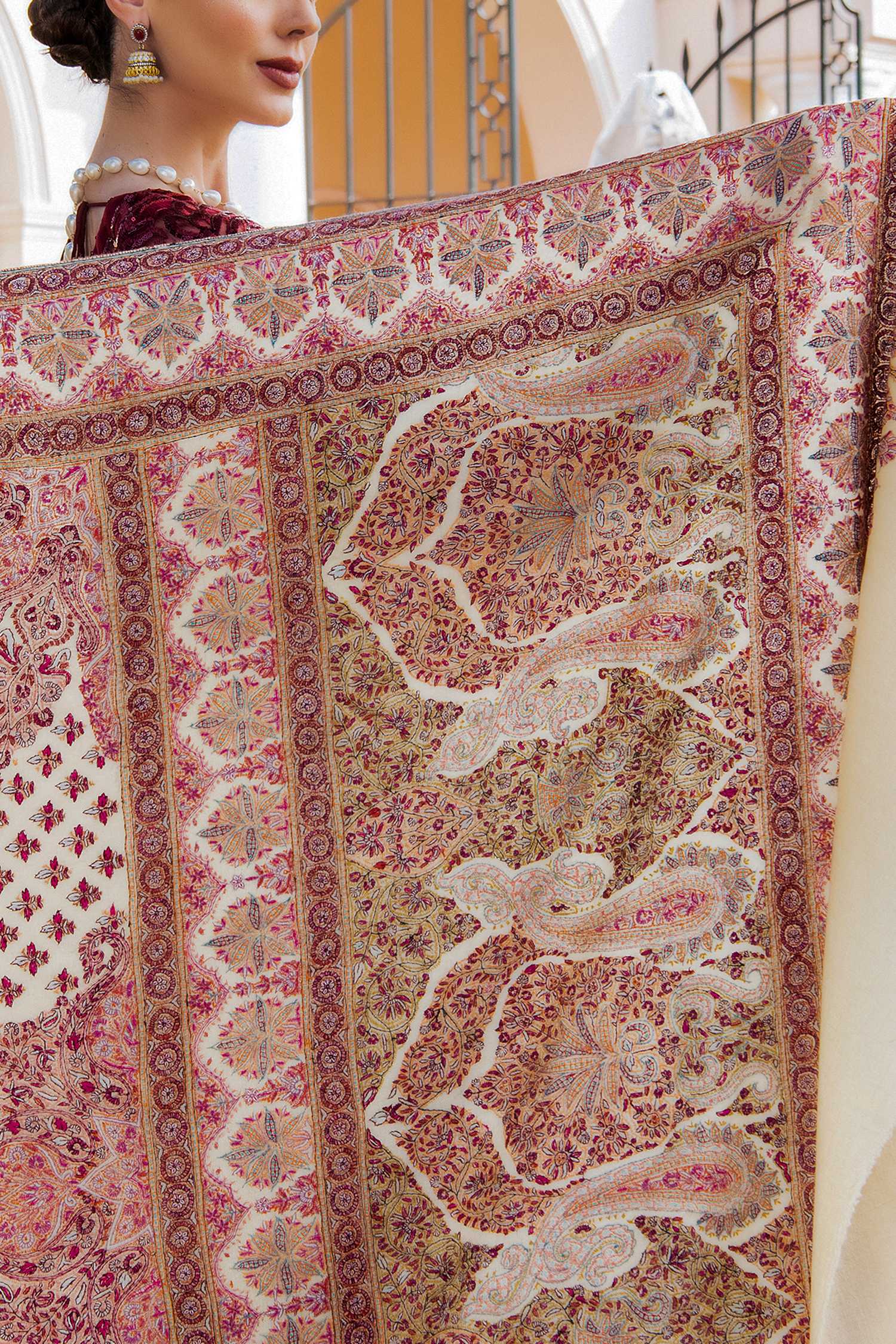 Ivory Pashmina Shawl | Doshala Pashmina Shawl